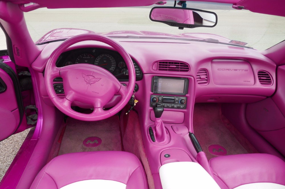 Corvette 1998 Interior