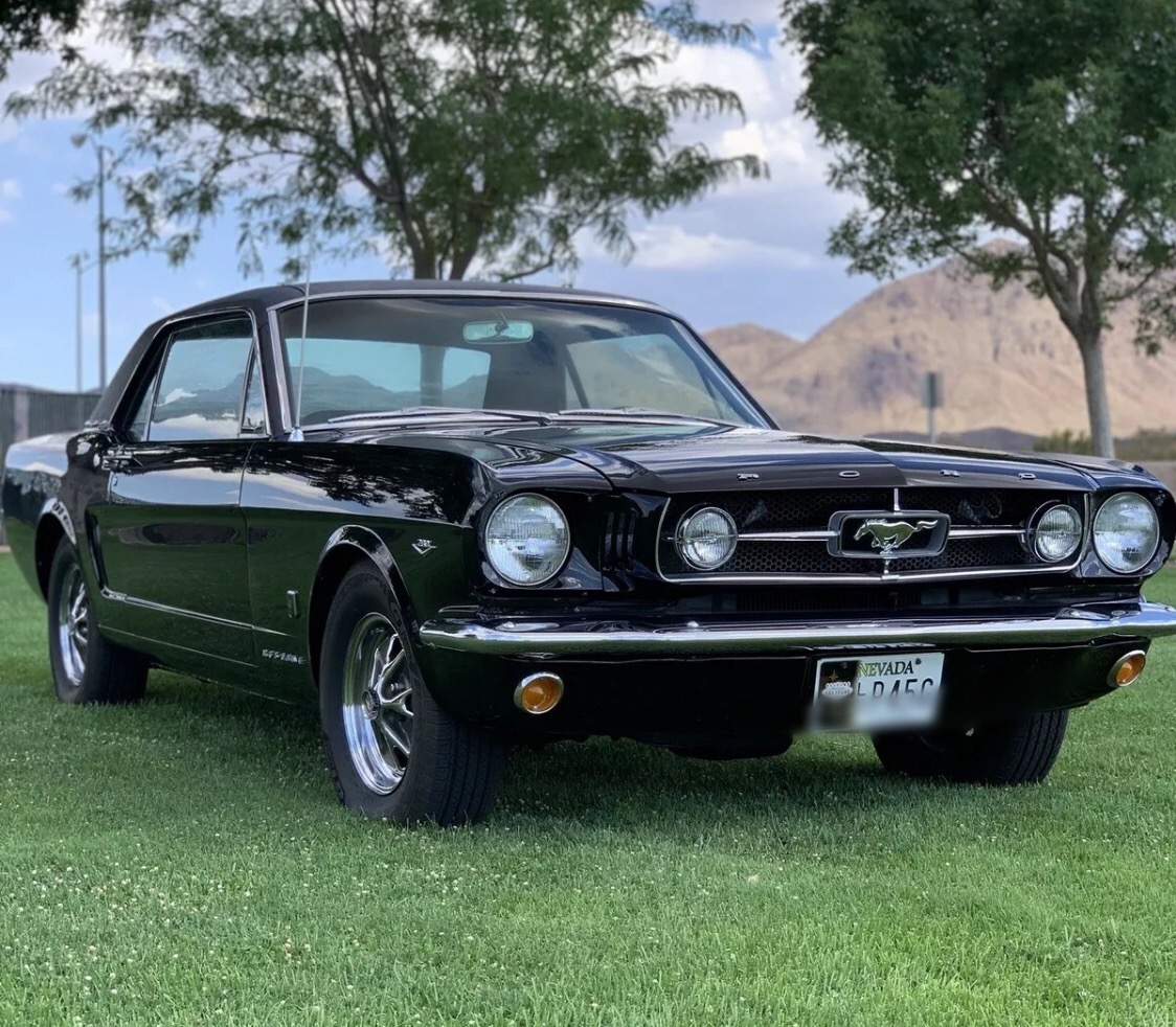 1965 Ford Mustang Fastback Black