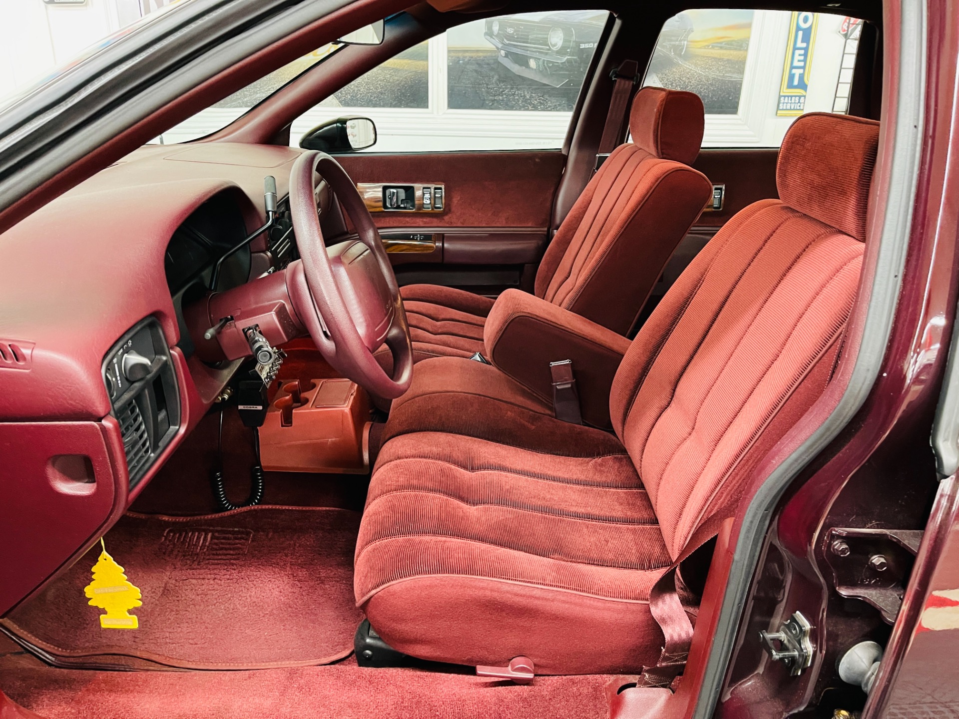 Caprice Interior 1969 Chevrolet Caprice V1690 MAXmotive